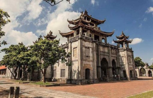 Discover the Beauty of Phat Diem Stone Cathedral in Ninh Binh