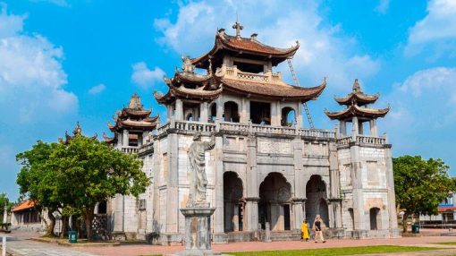 Discover the Beauty of Phat Diem Stone Cathedral in Ninh Binh